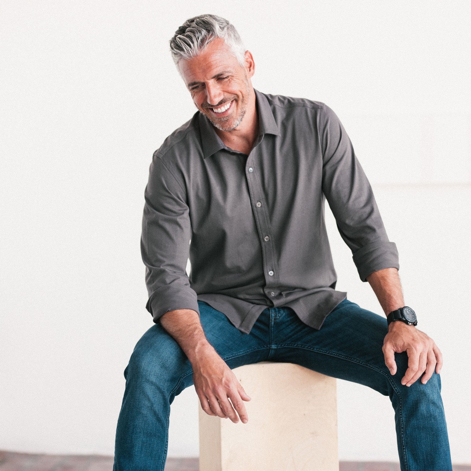 Men's Casual Button Down Shirt in Gray Cotton Jersey | Batch